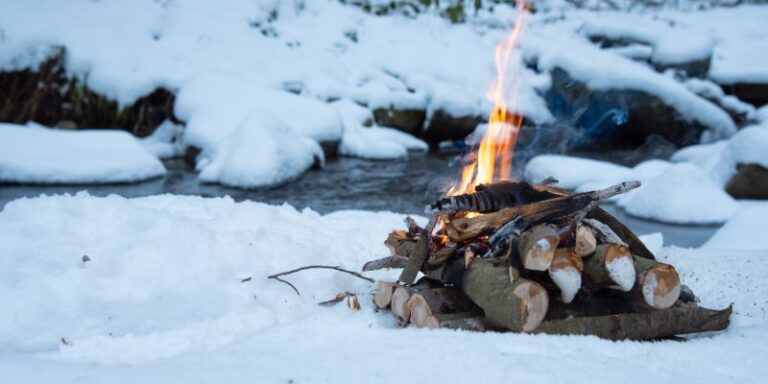 What’s The Best Way to Start a Campfire - The Camper's Collective
